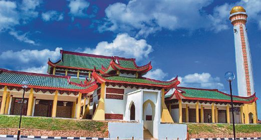 Masjid Jubli Perak Sultan Ismail Petra (Masjid Beijing). - Digital ...